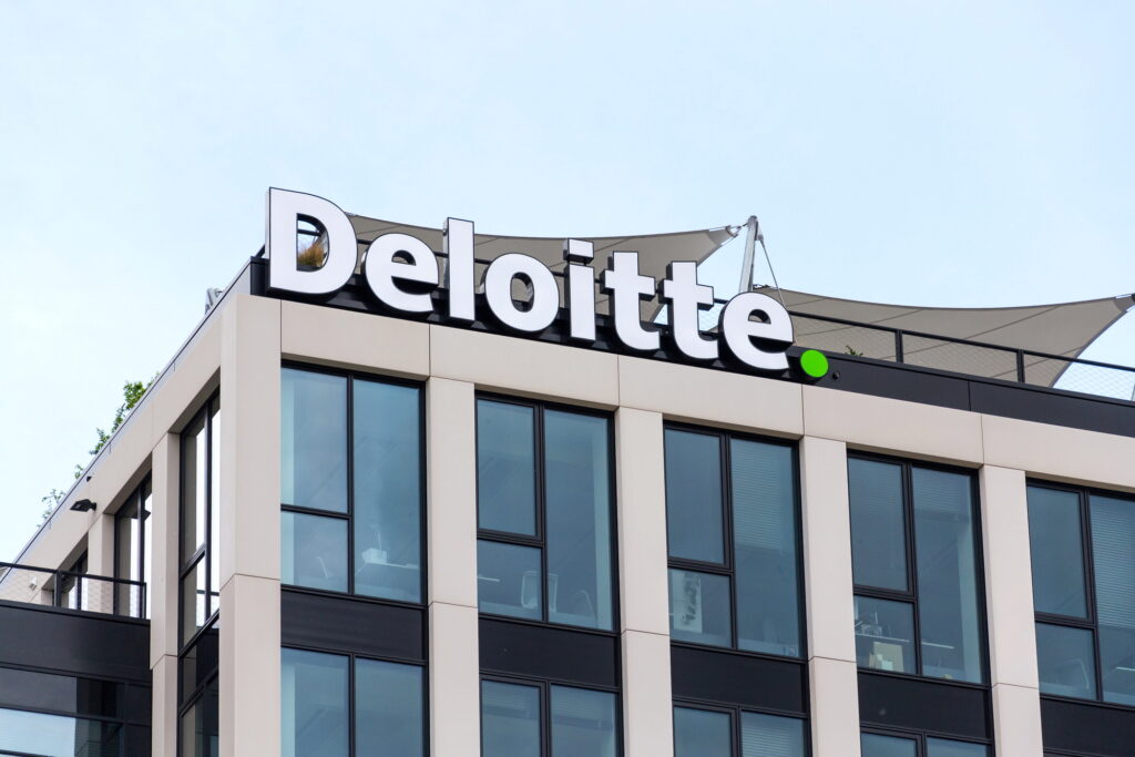 Στρατηγική συνεργασία Deloitte Digital – Apifon - Moved.gr